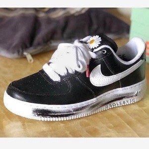 GD归来！PEACEMINUSONE x AF1 年底发售！_拔草哦